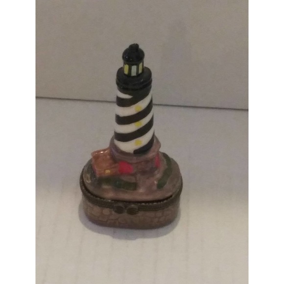 Unbranded | Accents | 3 2 Black And White Spiral Striped Lighthouse ...